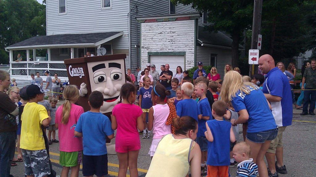 10 Reasons Why Captain Curby is Our Favorite Mascot - Granger